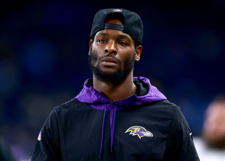 Le’Veon Bell Denies Sexual Assault, Ordered to Pay Out $25 Million